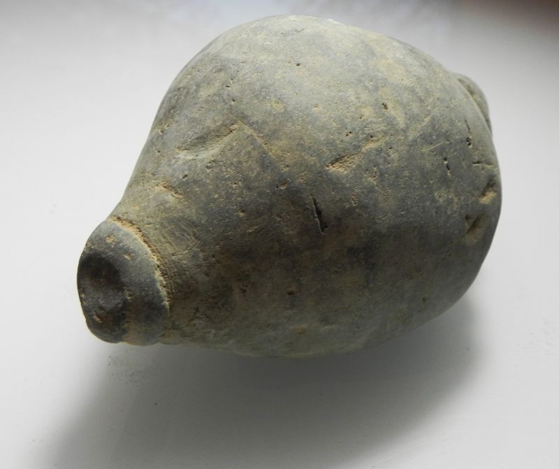 HOLY LAND: Time of the Crusades. c. 6th - 9th Century AD. hand grenade.