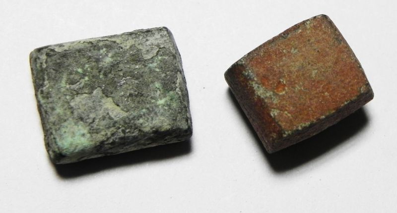 ANCIENT ROMAN BRONZE WEIGHTS. 300 - 400 A.D