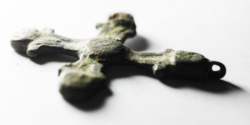 ANCIENT BYZANTINE. LARGE BRONZE CROSS 800 - 1000 A.D