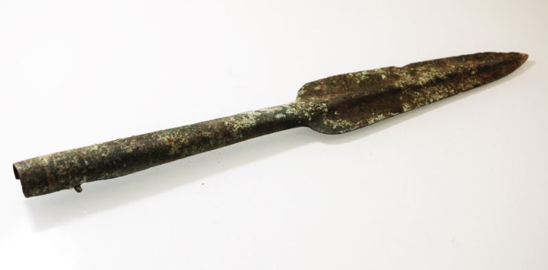ANCIENT LURISTAN BRONZE LONG SPEAR HEAD. 1200 - 900 B.C