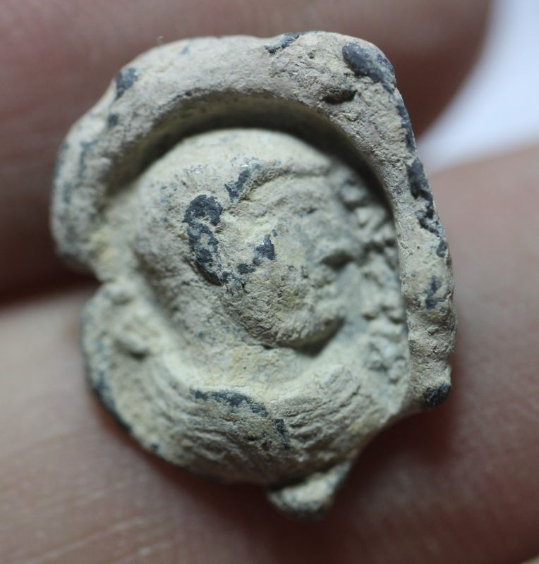 Acropolo. ROMAN PROVINCIAL. 3rd century AD. Lead bulla (16 x 13 mm).