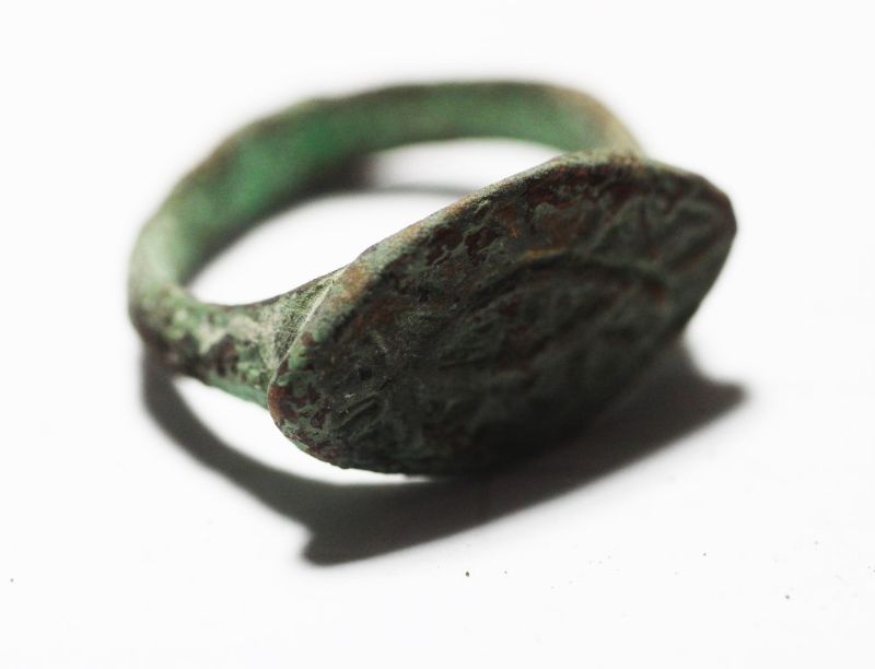 ANCIENT ISLAMIC. MAMLUK BRONZE RING