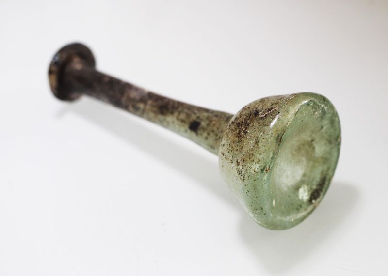 ANCIENT ROMAN GLASS VESSEL. 200 - 300 A.D