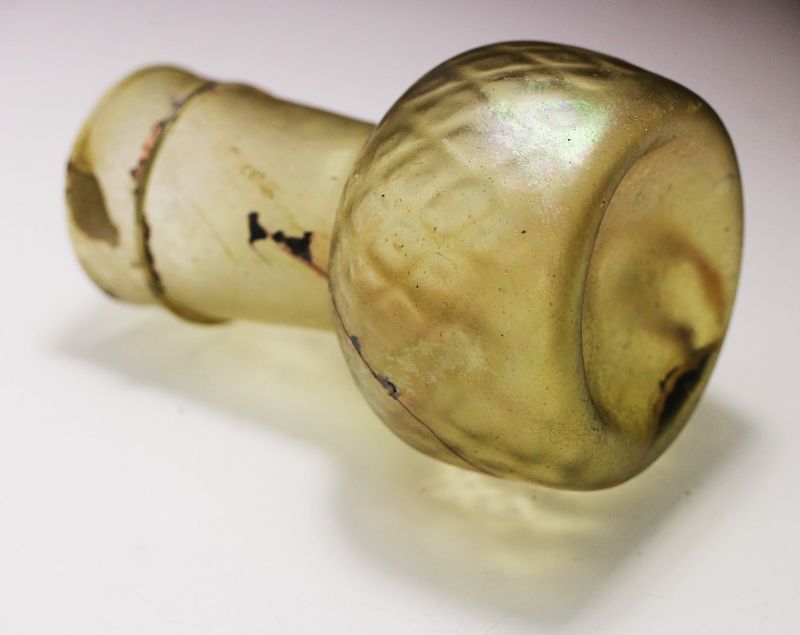 ANCIENT ROMAN GLASS VESSEL. 200 - 300 A.D