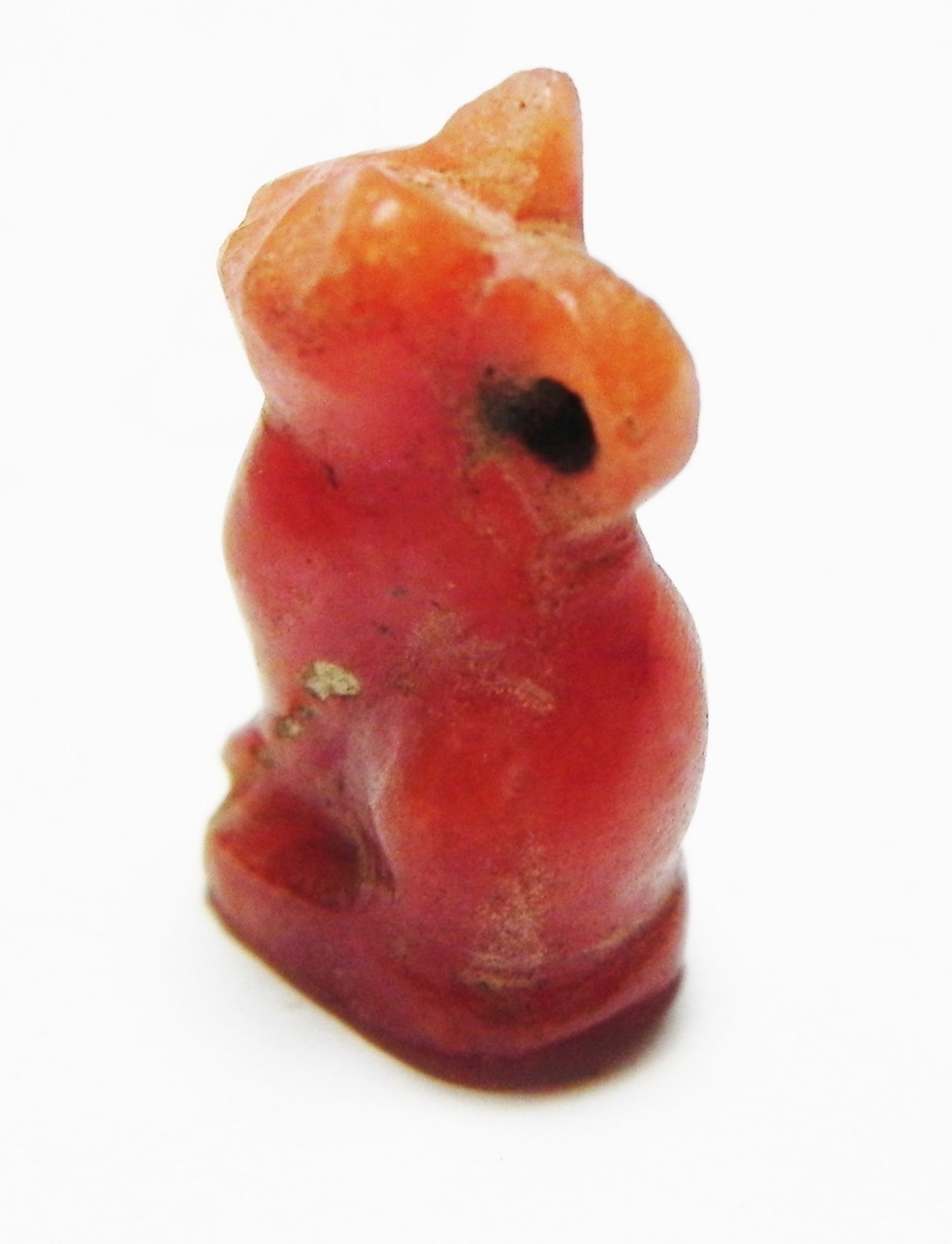 ANCIENT EGYPT, NEW KINGDOM CARNELIAN CAT AMULET. 1400 B.C