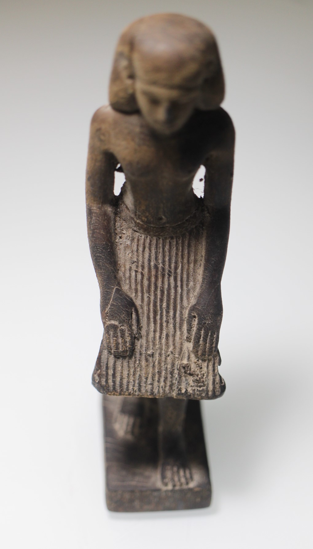 ANCIENT EGYPT. BEAUTIFUL WOOD FIGURE OF A MALE. 1075 - 716 B.C. 3RD ...