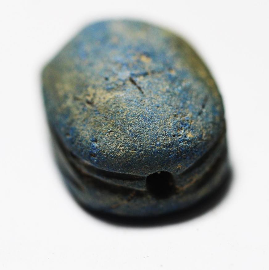 ANCIENT EGYPT. 2ND INTERMEDIATE EGYPTIAN BLUE SCARAB. 1782 - 1570 B.C