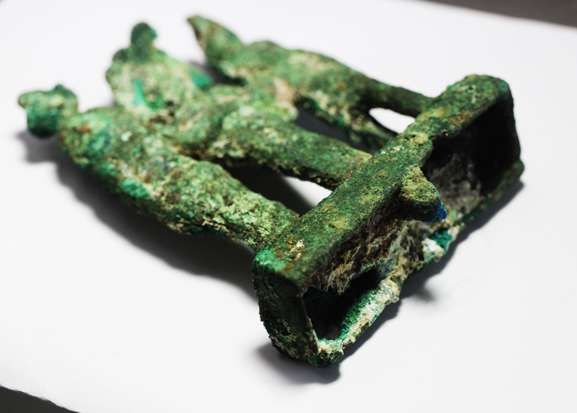 ANCIENT EGYPT. TRIAD BRONZE STATUE. HORUS. ISIS. OSIRIS. 600 - 300 B.C