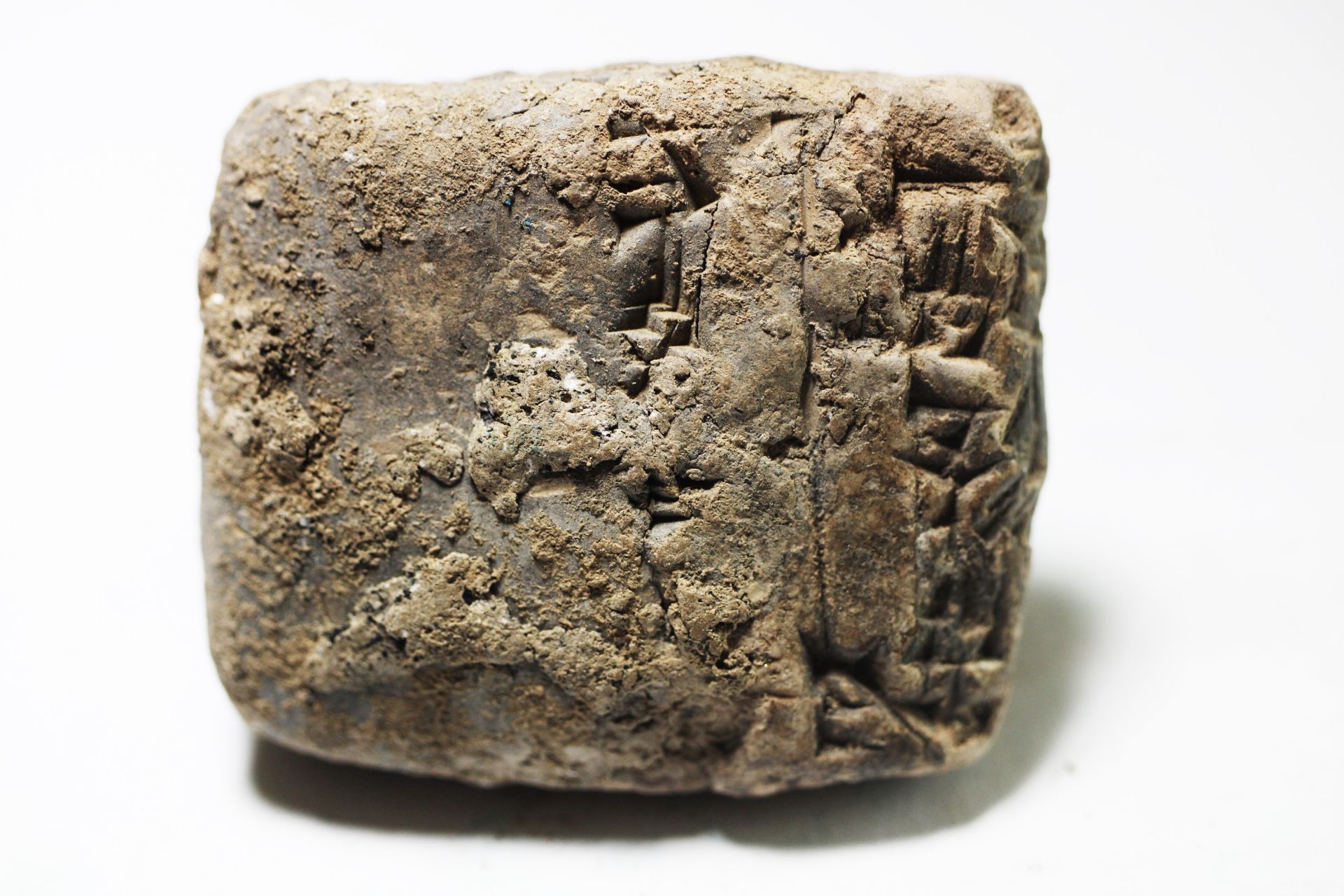 Acropolo. ANCIENT SUMERIAN CUNEIFORM TABLET. 1500 B.C