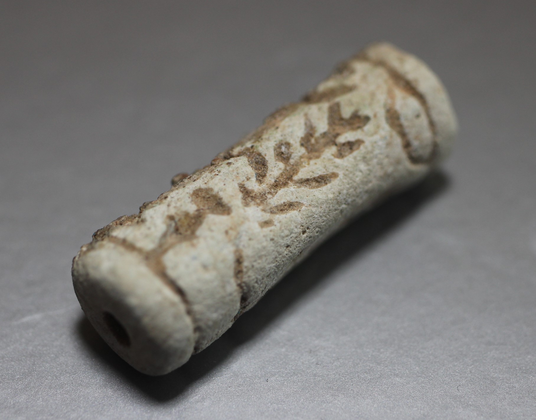 Acropolo. LATE BRONZE AGE. 1400 - 1200 B.C. FAIENCE CYLINDER SEAL.