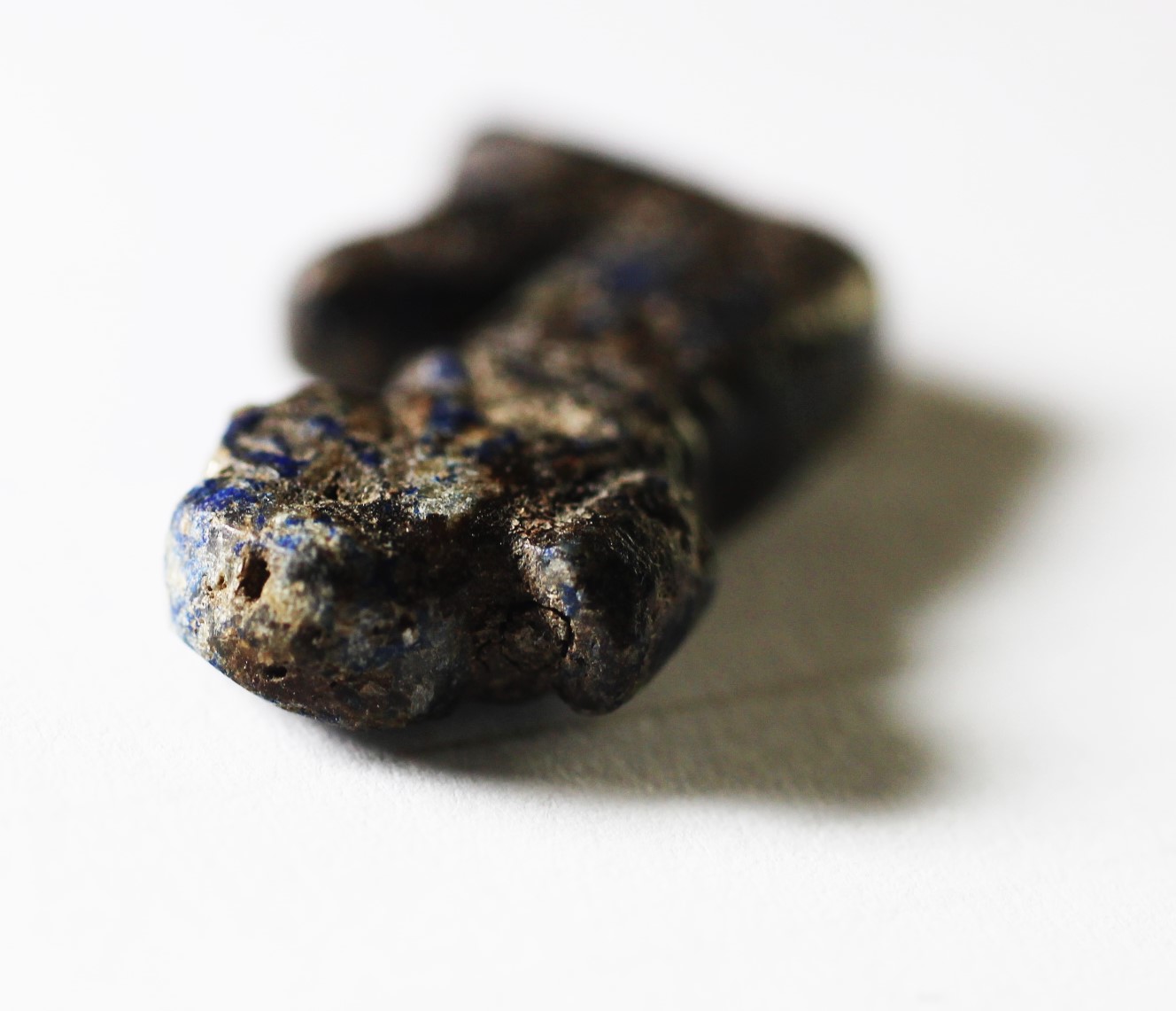 ANCIENT EGYPT. LAPIS LAZULI AMULET. 1500 - 1200 B.C