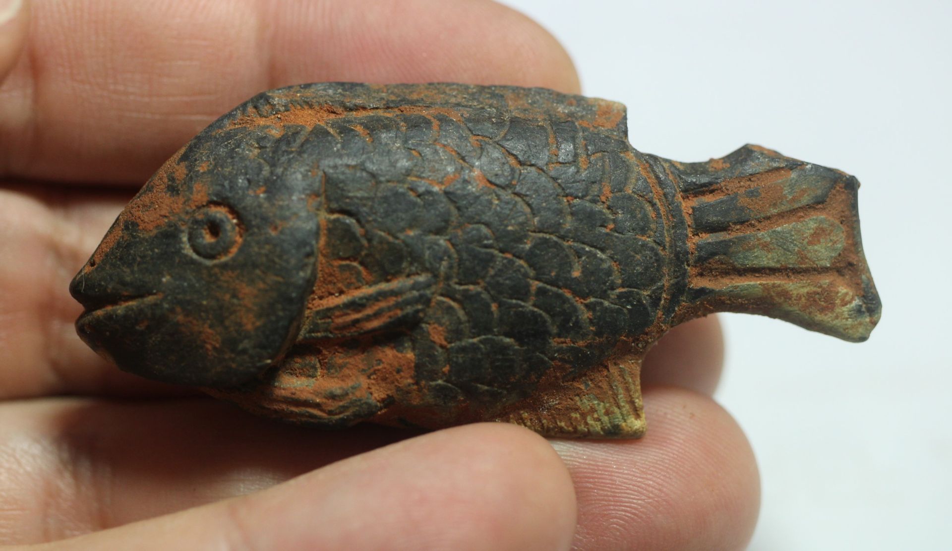 ANCIENT EGYPT. NEW KINGDOM PAINTED CLAY TILAPIA FISH. 1390-1336 B.C