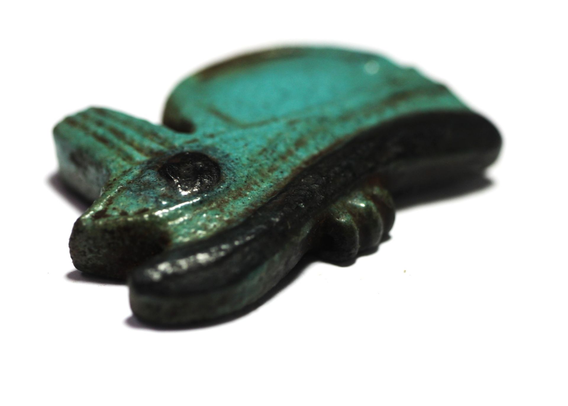 ANCIENT EGYPT. BEAUTIFUL , LARGE EYE OF HORUS AMULET. 600 - 300 B.C