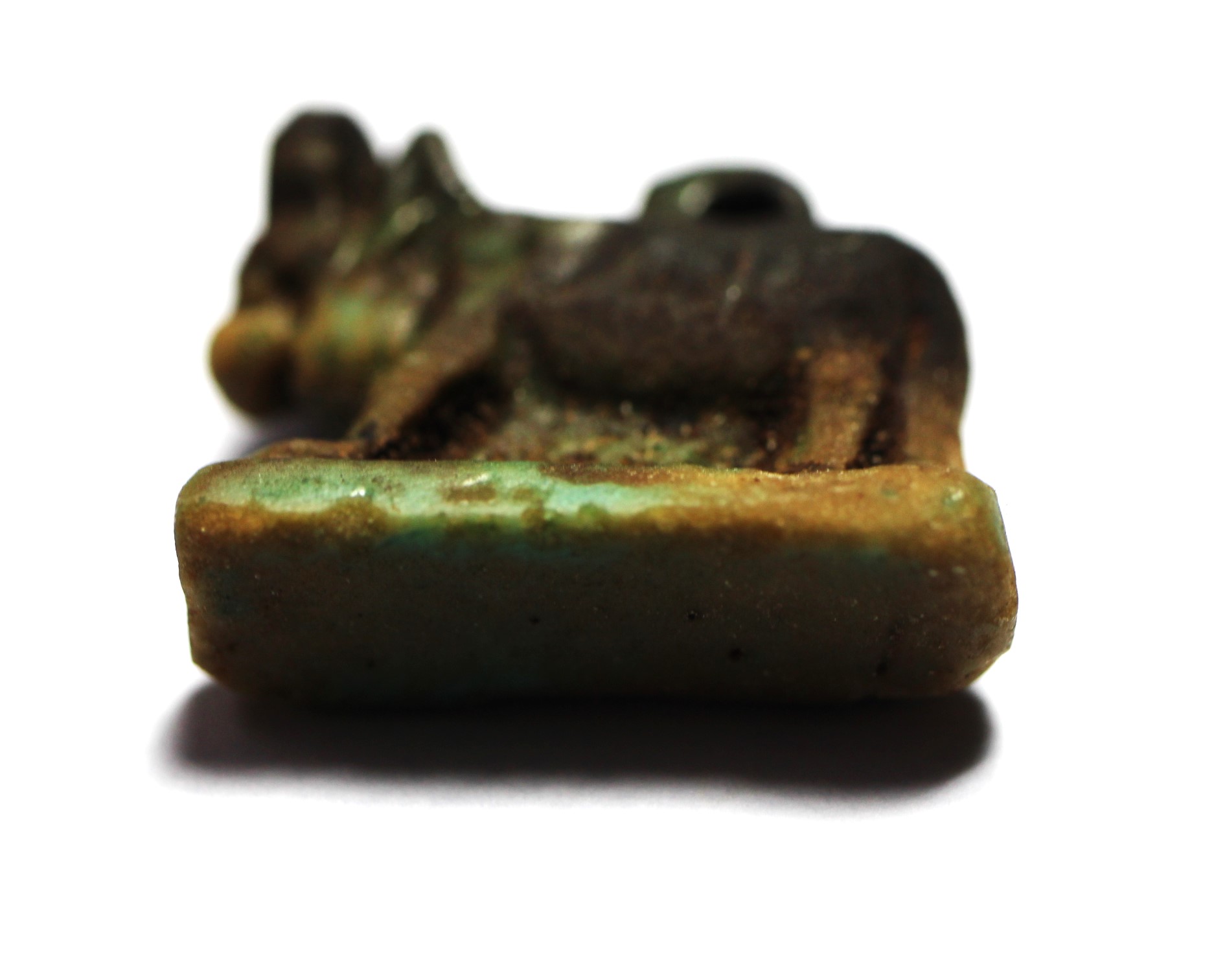 Acropolo. ANCIENT EGYPT. FANTASTIC FAIENCE APIS BULL AMULET. 600 B.C