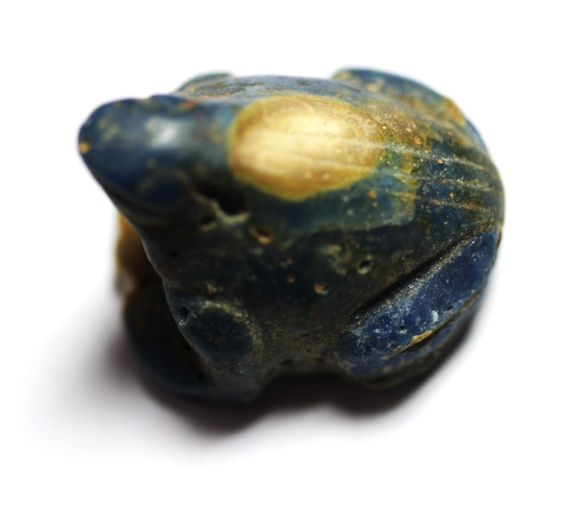 ANCIENT EGYPT, NEW KINGDOM LAPIS LAZULI STONE FROG AMULET. 14TH CENTURY ...