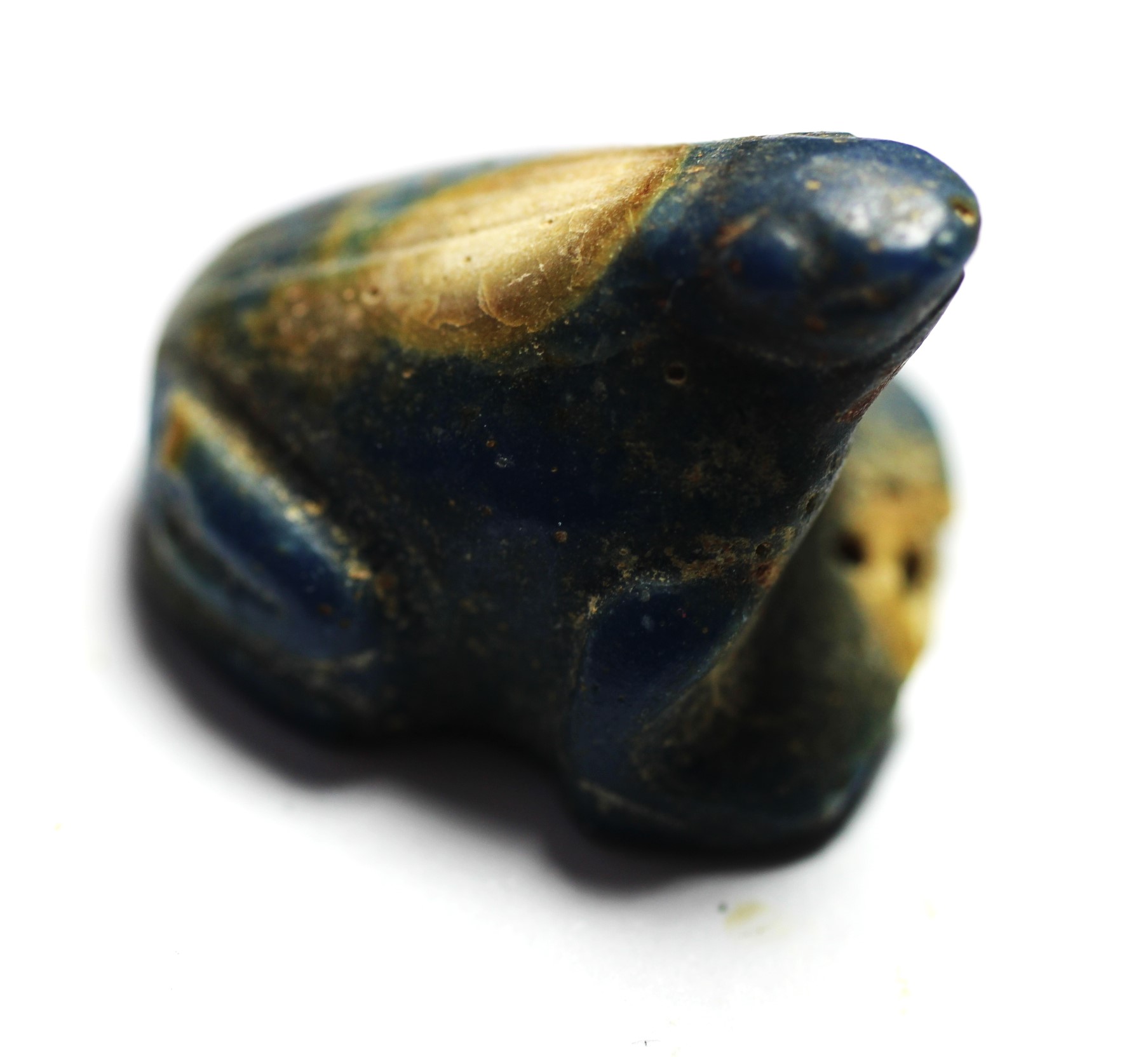 ANCIENT EGYPT, NEW KINGDOM LAPIS LAZULI STONE FROG AMULET. 14TH CENTURY ...