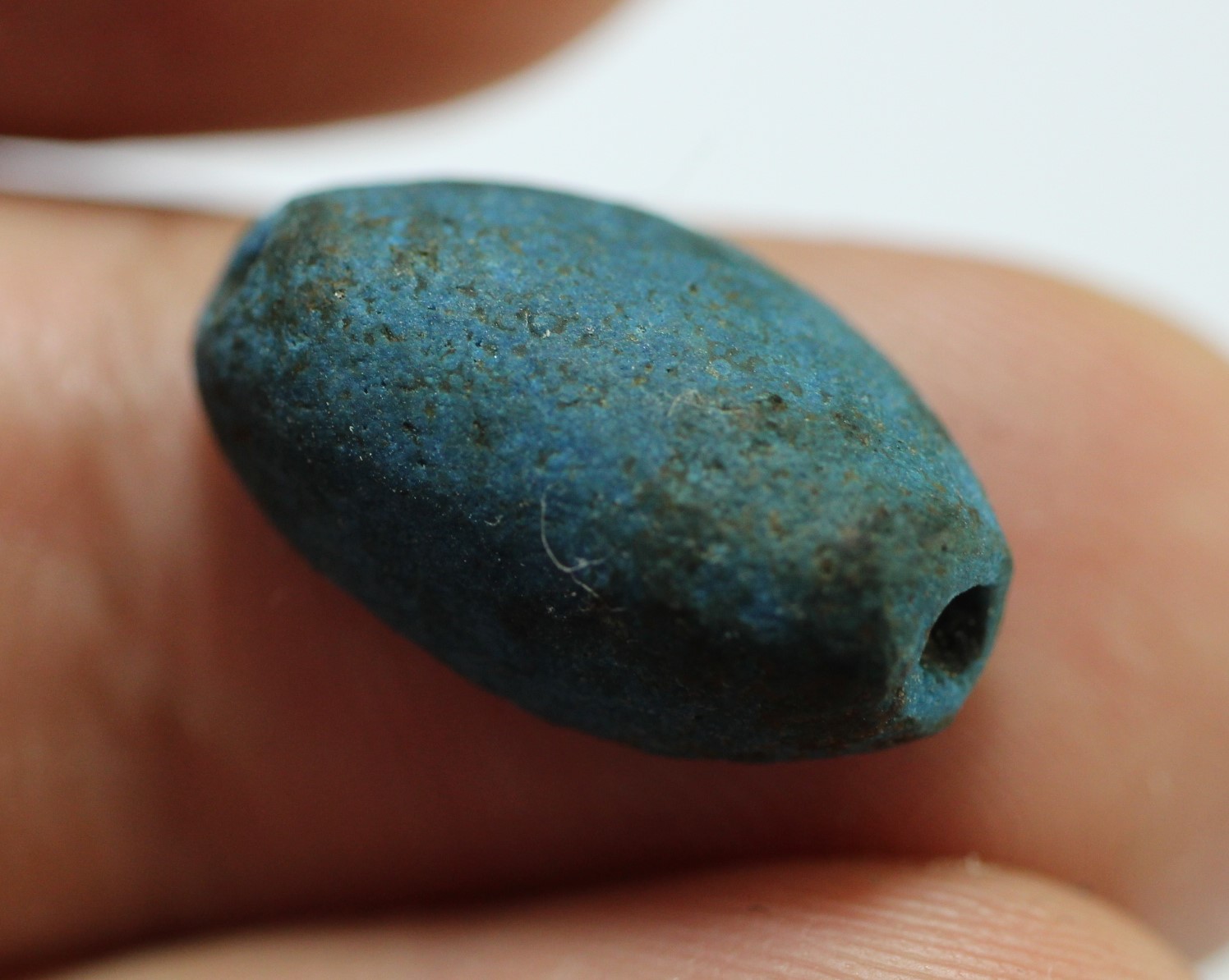 ANCIENT EGYPT. RARE NEW KINGDOM EGYPTIAN BLUE FAIENCE SCARAB 13TH ...