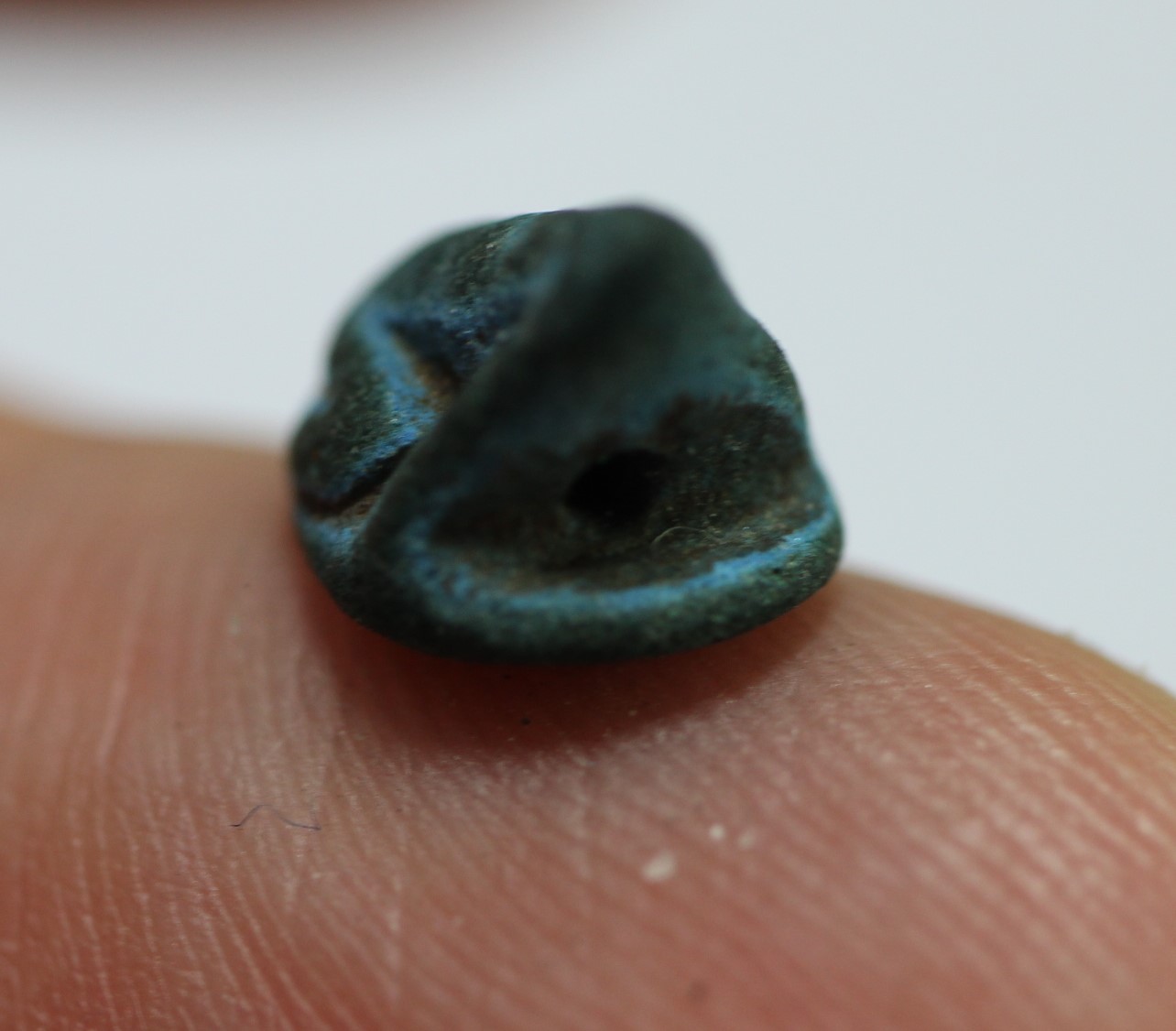 ANCIENT EGYPT. NEW KINGDOM FAIENCE EGYPTIAN BLUE, FROG SHAPED SCARABOID ...