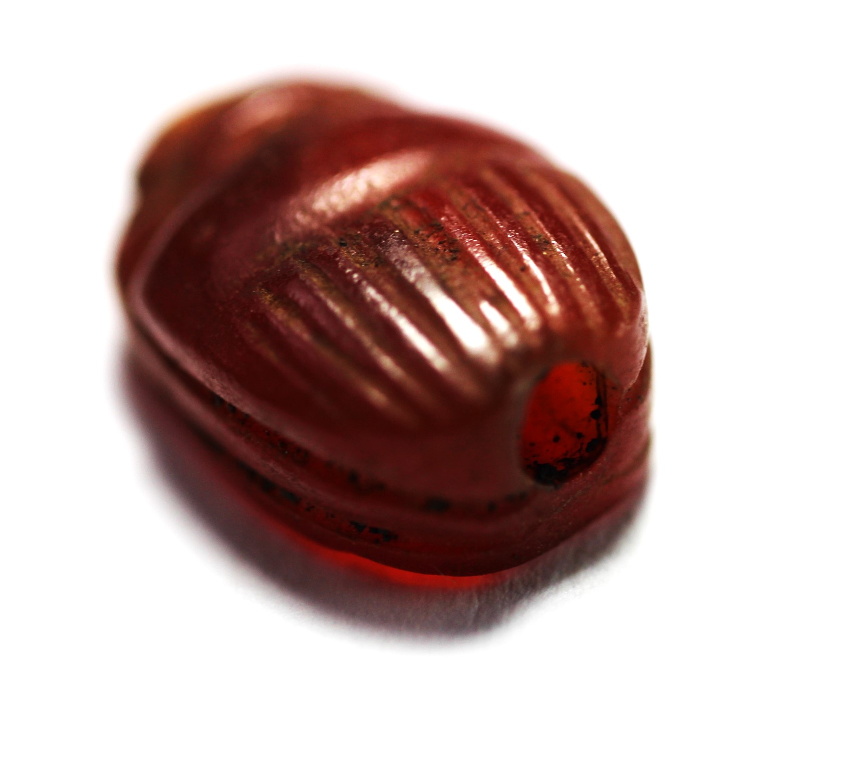 ANCIENT EGYPT - BEAUTIFUL CARNELIAN STONE SCARAB. NEW KINGDOM .1400 B.C.