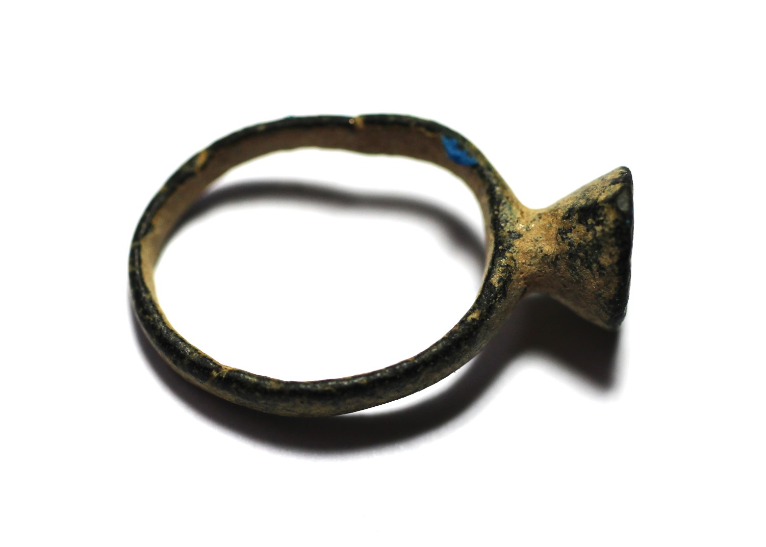 HOLY LAND. ANCIENT IRON AGE BRONZE RING. 800 - 700 B.C