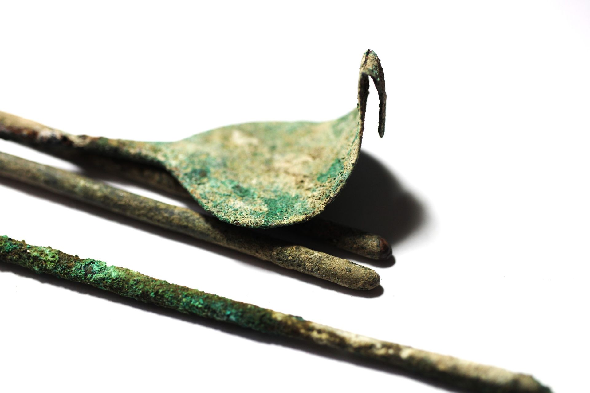 Acropolo. HOLY LAND. ANCIENT ROMAN COSMETIC TOOLS. 300 A.D. FOUND ...