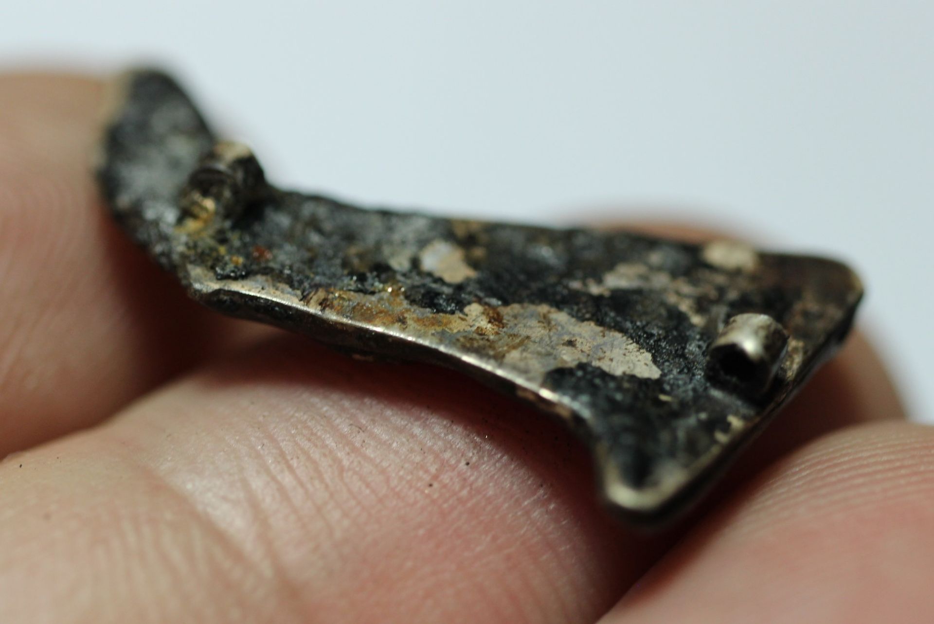 Acropolo. ANCIENT EGYPT , NEW KINGDOM ELECTRUM / SILVER HORUS (FALCON ...