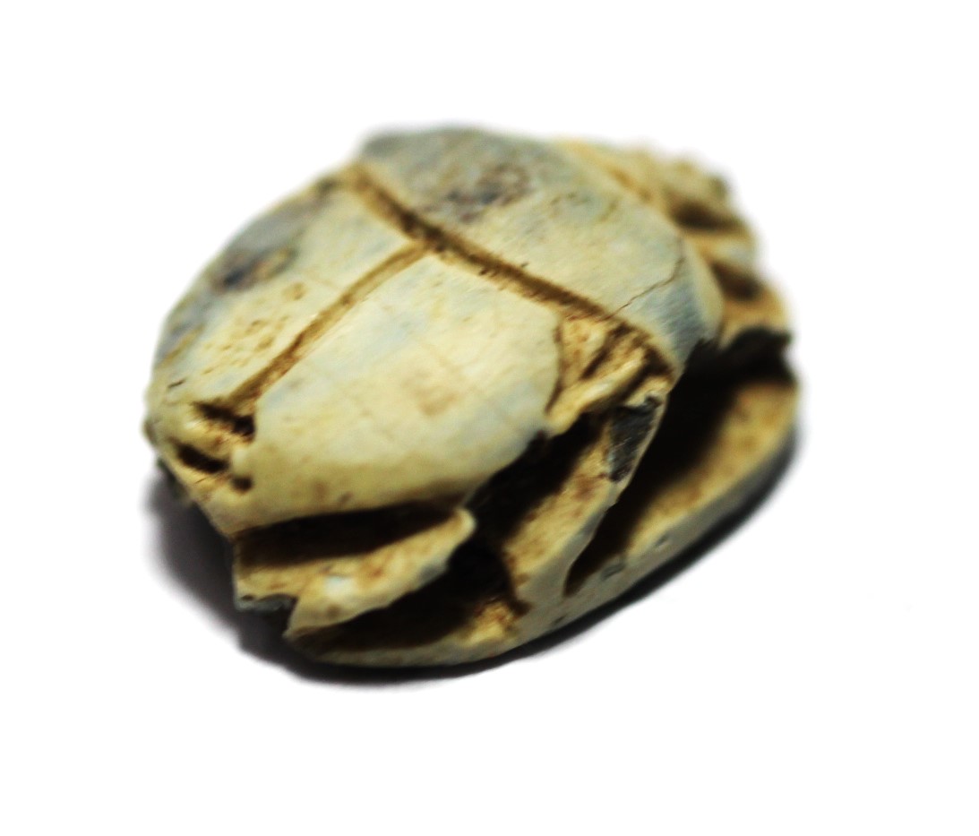 ANCIENT EGYPT. STONE SCARAB. 1500 - 1100 B.C NEW KINGDOM.