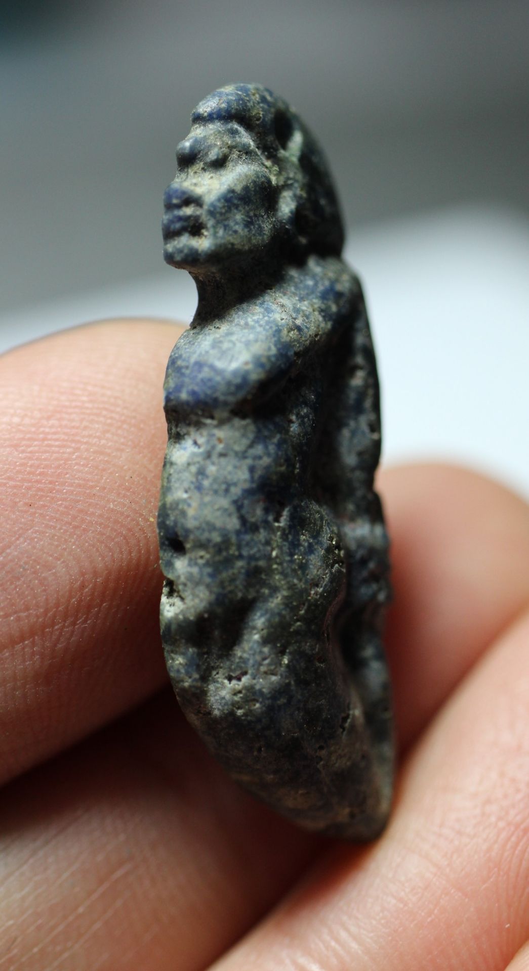 ANCIENT EGYPT. STONE AMULET OF A KUSHITE PRISONER. 1250 B.C