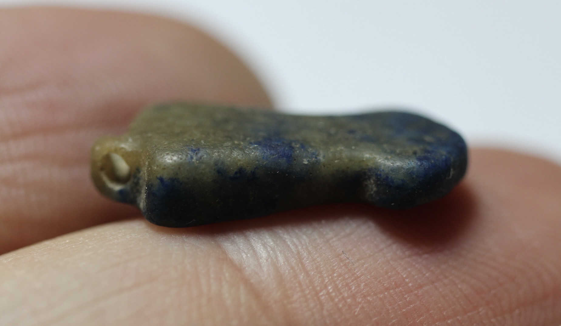 ANCIENT EGYPT. NEW KINGDOM LAPIS LAZULI MENAT AMULET. 1250 B.C