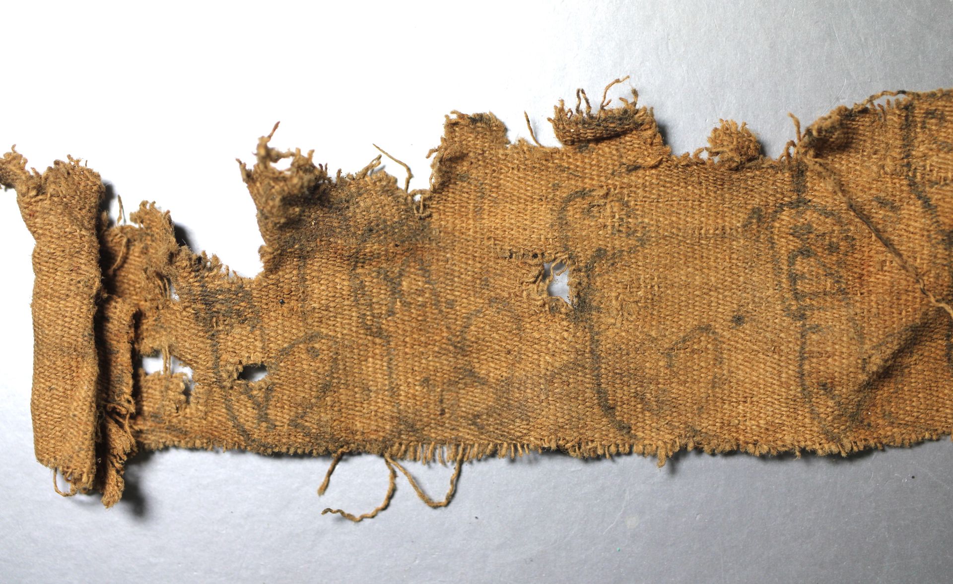 ANCIENT EGYPT. LINEN PANEL. 600 - 300 B.C OR EARLIER