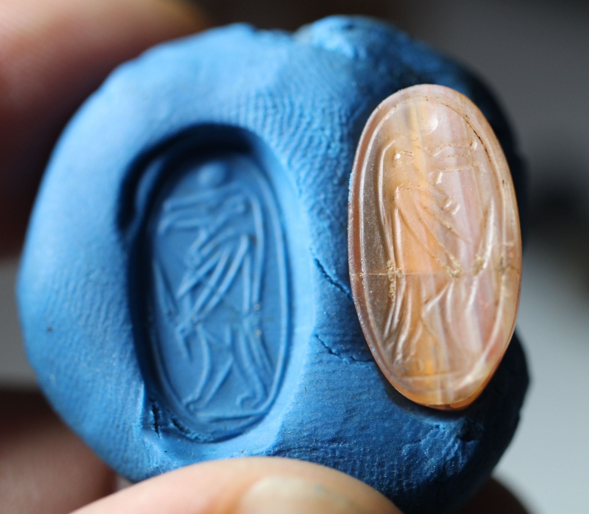 ANCIENT EGYPT . CARNELIAN STONE SCARABOID. STUNNING DETAILS. 1250 B.C