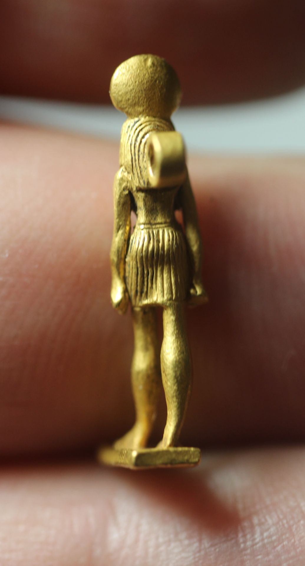 ANCIENT EGYPT. SOLID GOLD HORUS AMULET . 1250 B.C