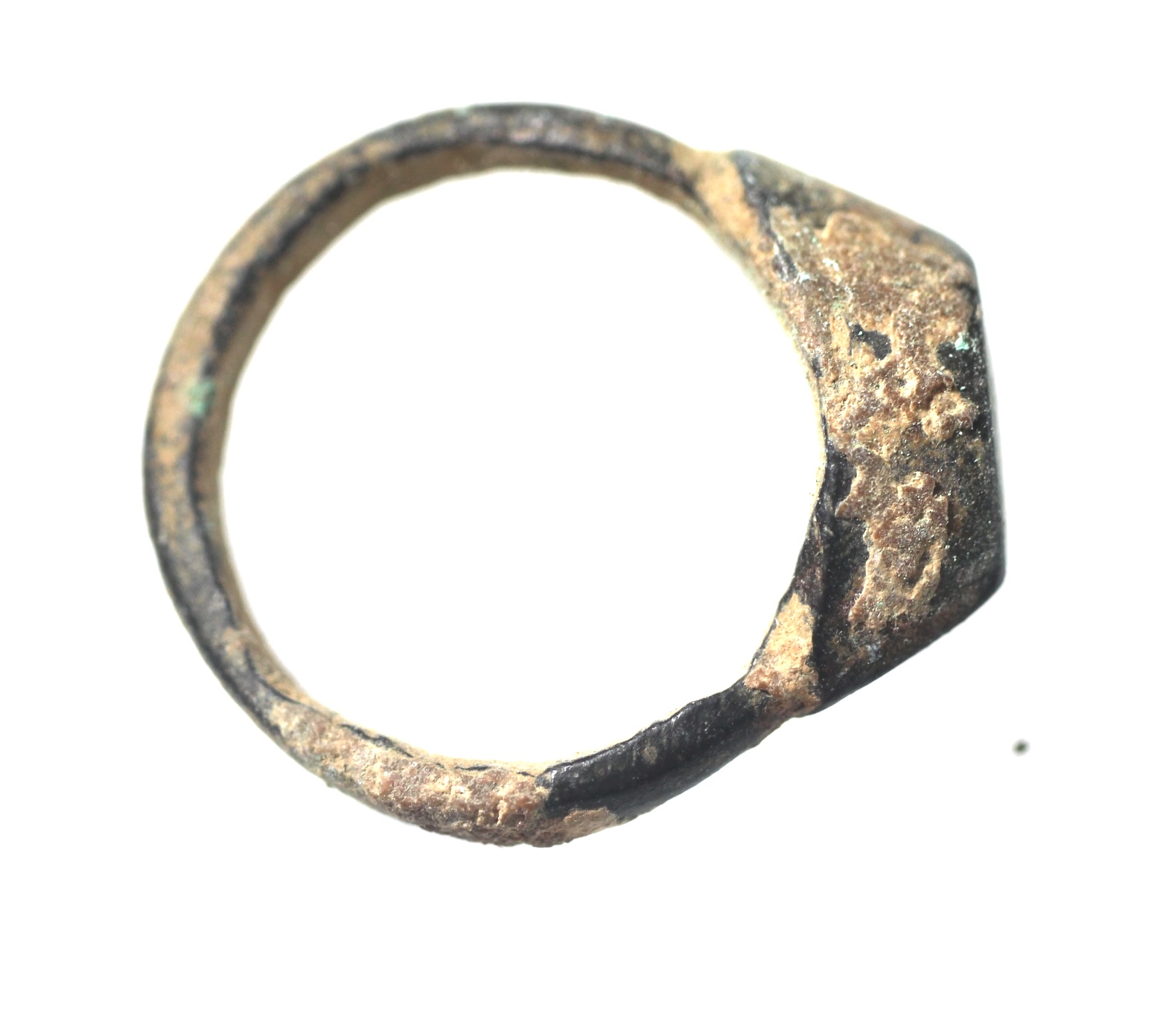 Acropolo. ANCIENT ISLAMIC. UMMAYYED. BRONZE RING. 750 A.D