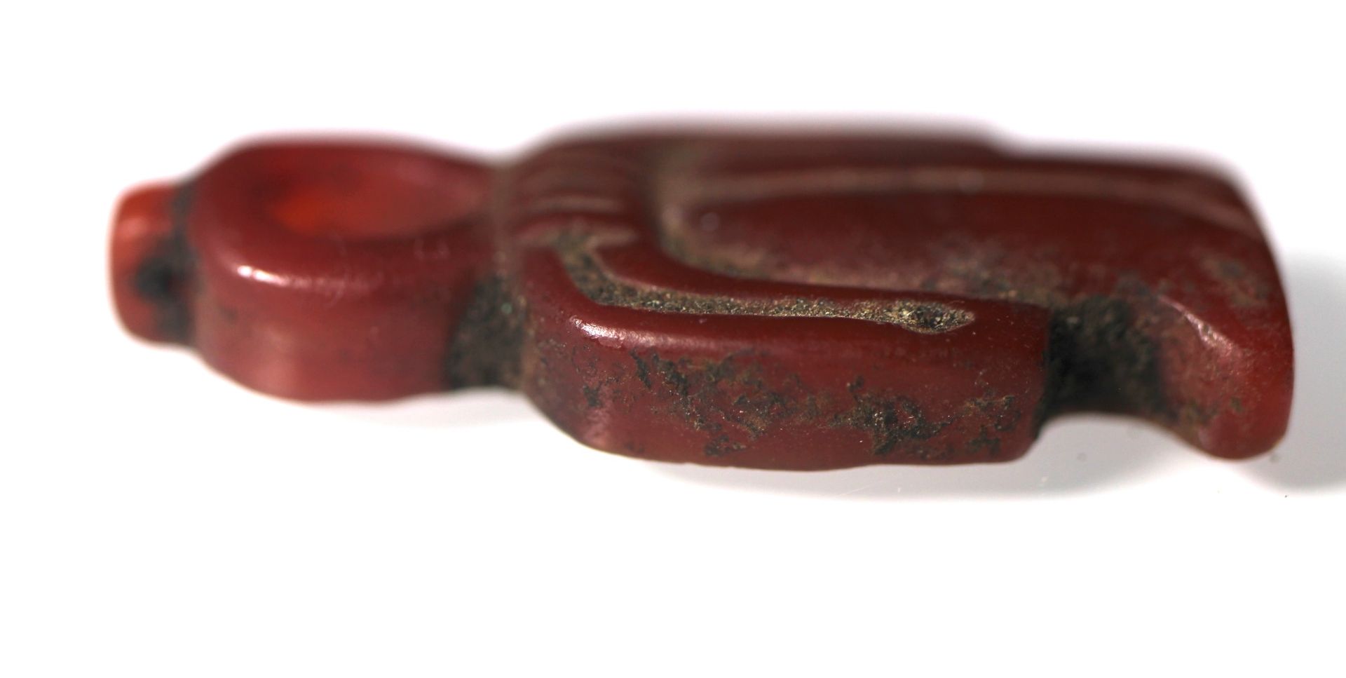 ANCIENT EGYPT. CARNELIAN STONE TYET "ISIS KNOT" AMULET . 13 CENTURY B.C ...