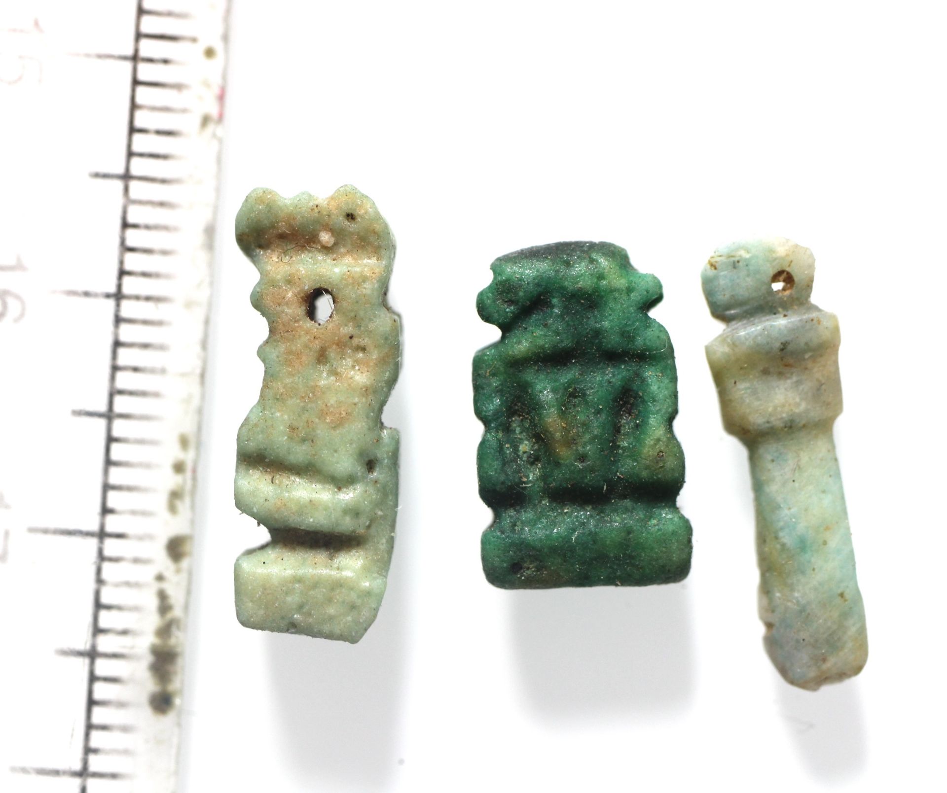 Acropolo. ANCIENT EGYPT. LOT OF 3 FAIENCE & ONE STONE AMULETS. 600 ...
