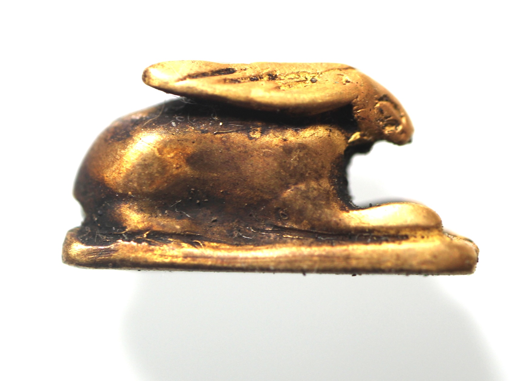Acropolo. ANCIENT EGYPT. NEW KINGDOM GOLD HARE AMULET . 1250 B.C