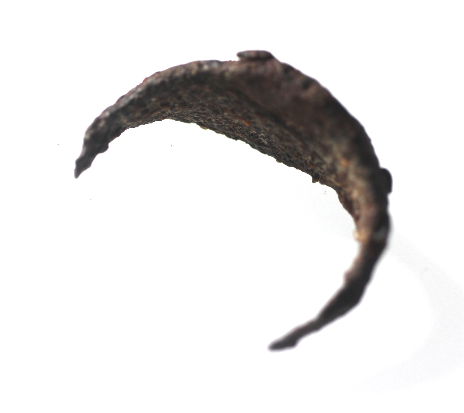 ANCIENT ROMAN IRON RING WITH STONE INTAGLIO. 200 A.D