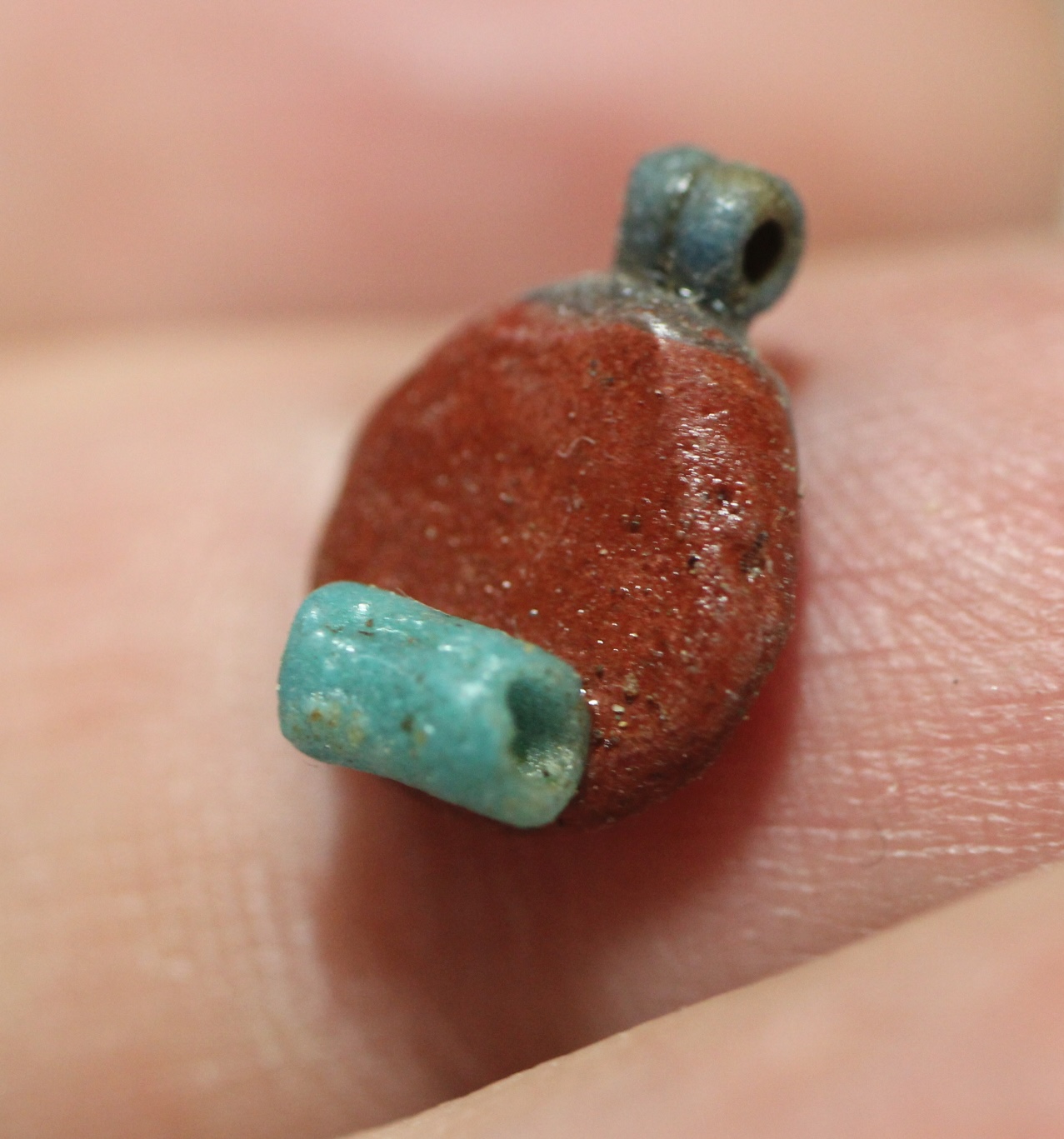 ANCIENT EGYPT. AMARNA FAIENCE AMULET. TIME OF KING TUTANKHAMUN. 15TH ...