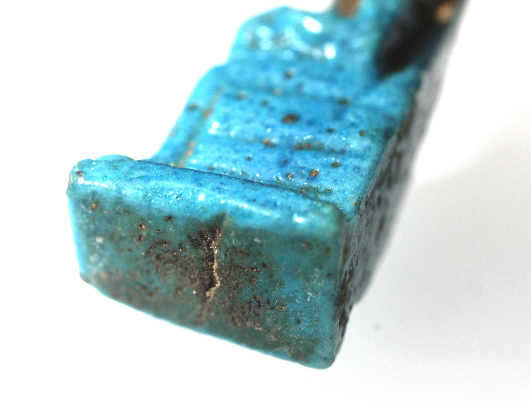 Acropolo. ANCIENT EGYPT. FAIENCE AMULET OF ISIS NURSING BABY HORUS. 600 ...