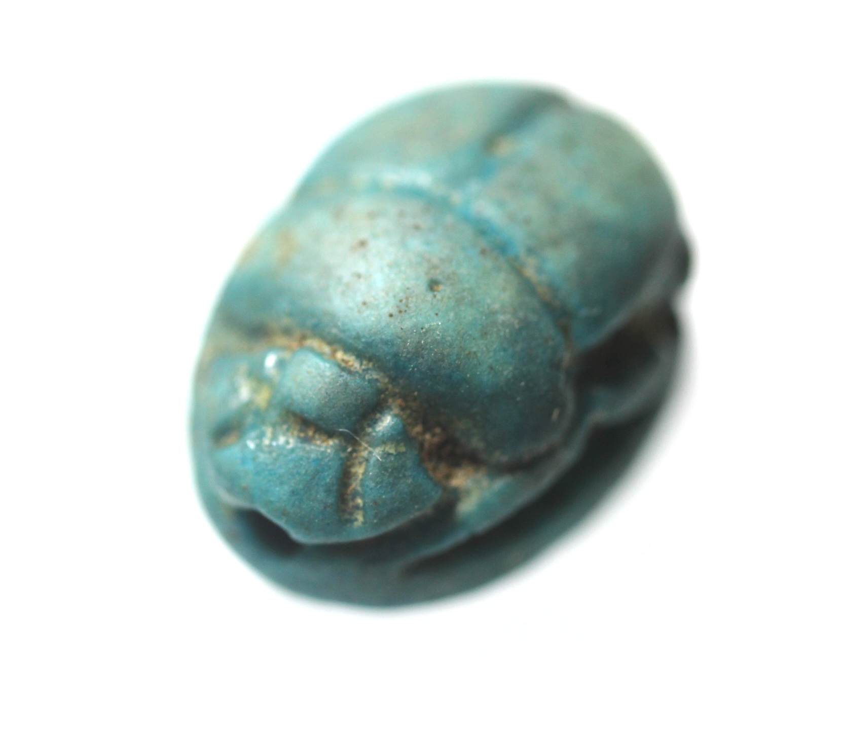ANCIENT EGYPT. FAIENCE SCARAB. NEW KINGDOM . 1400 - 1200 B.C