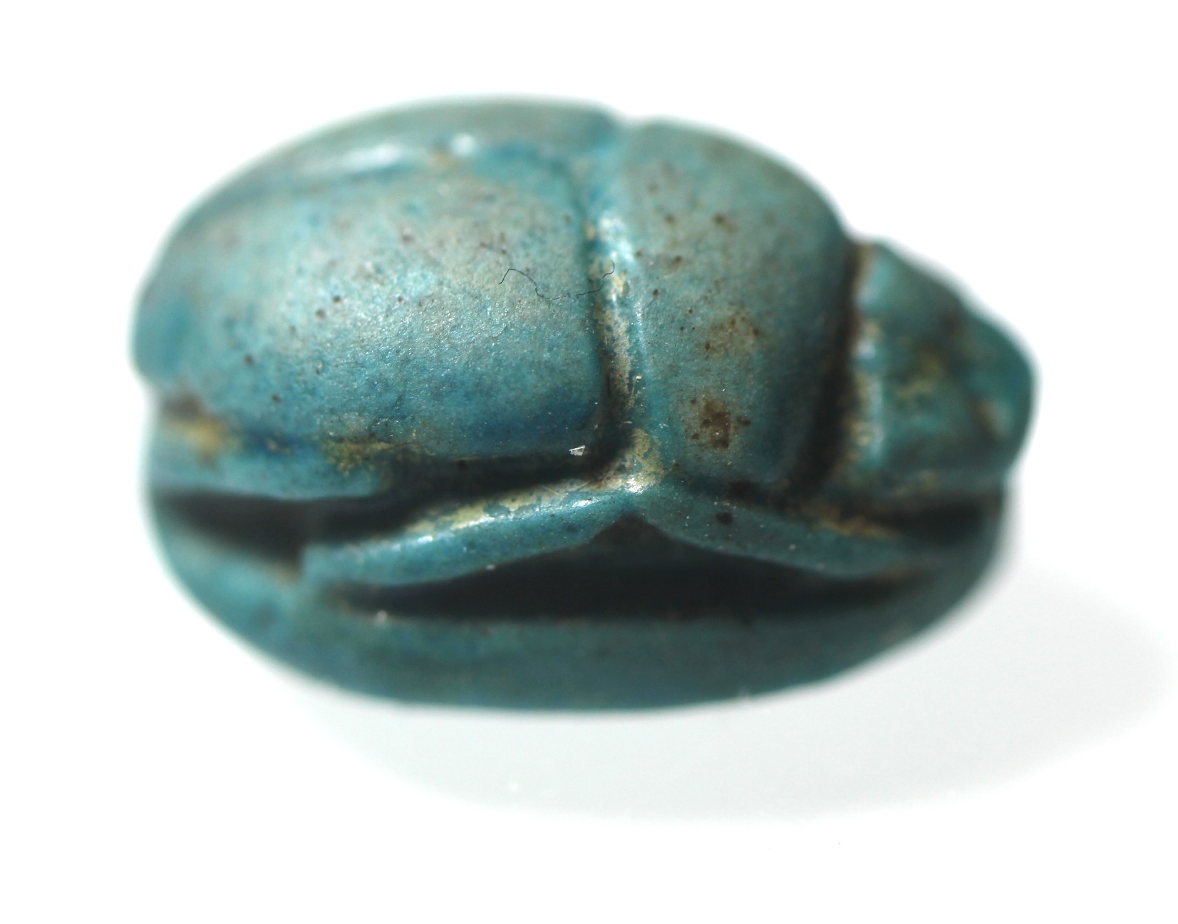 ANCIENT EGYPT. FAIENCE SCARAB. NEW KINGDOM . 1400 - 1200 B.C