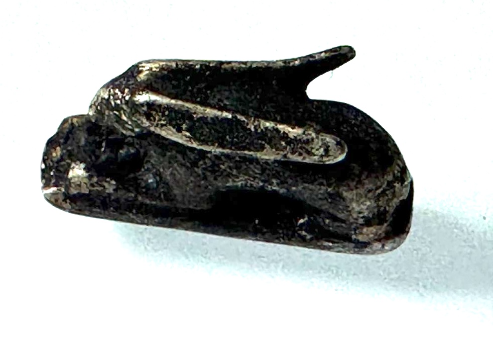 ANCIENT EGYPT. SILVER HARE AMULET. 1250 B.C