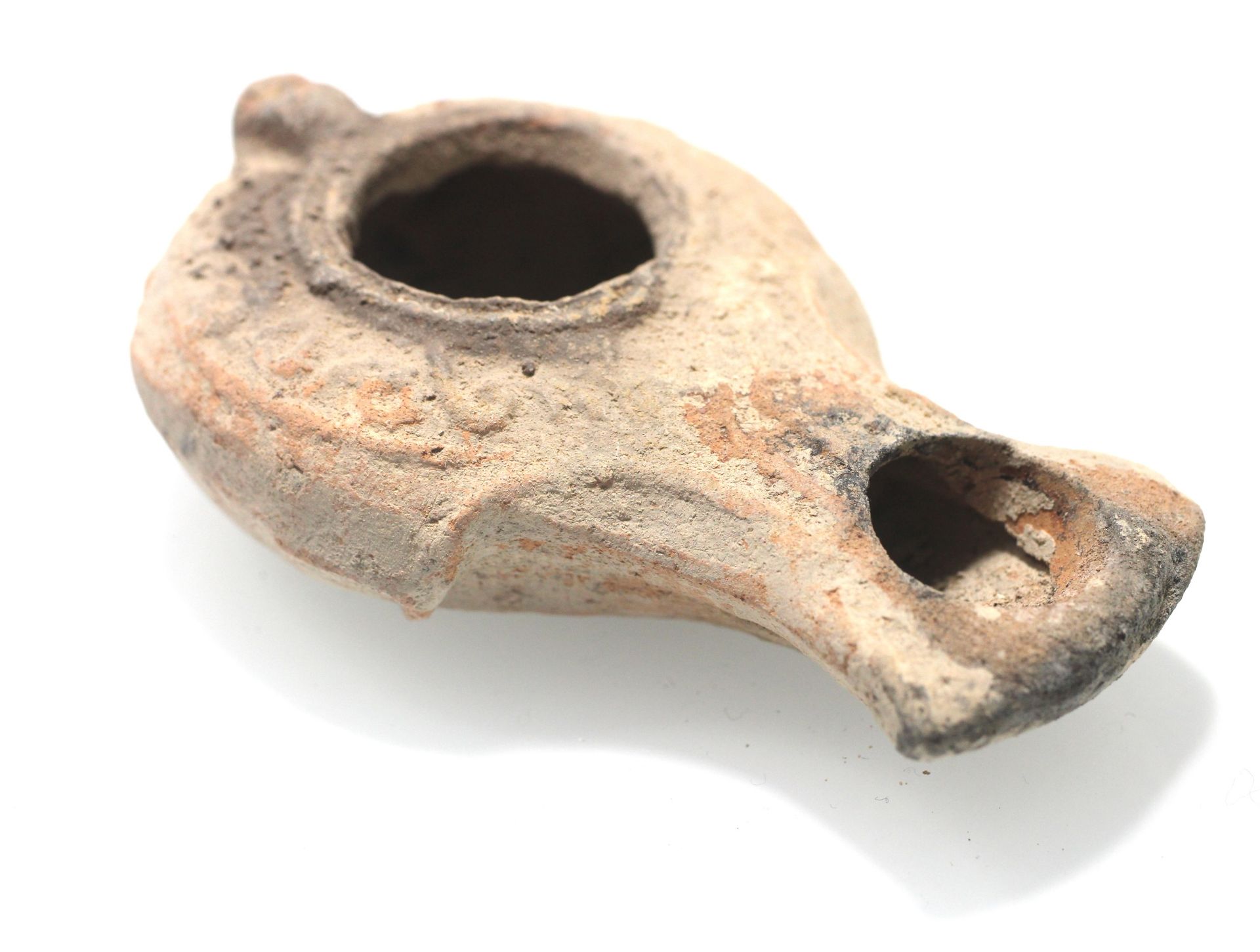ANCIENT HOLY LAND. TERRACOTTA OIL LAMP. HERODIAN ERA. 1ST CENTURY A.D