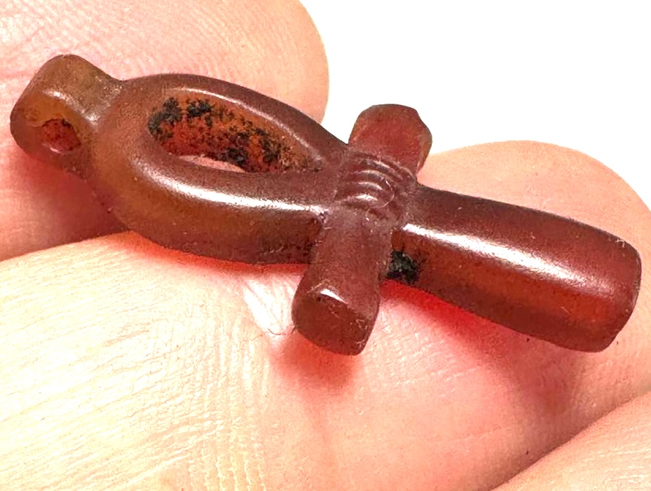 ANCIENT EGYPT. NEW KINGDOM CARNELIAN STONE ANKH AMULET. 1250 B.C