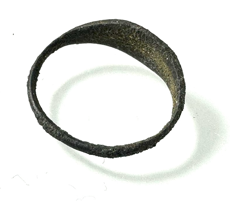 ANCIENT EGYPT. ROMANO-EGYPT BRONZE RING . JACKAL (ANUBIS). 100 - 200 A.D